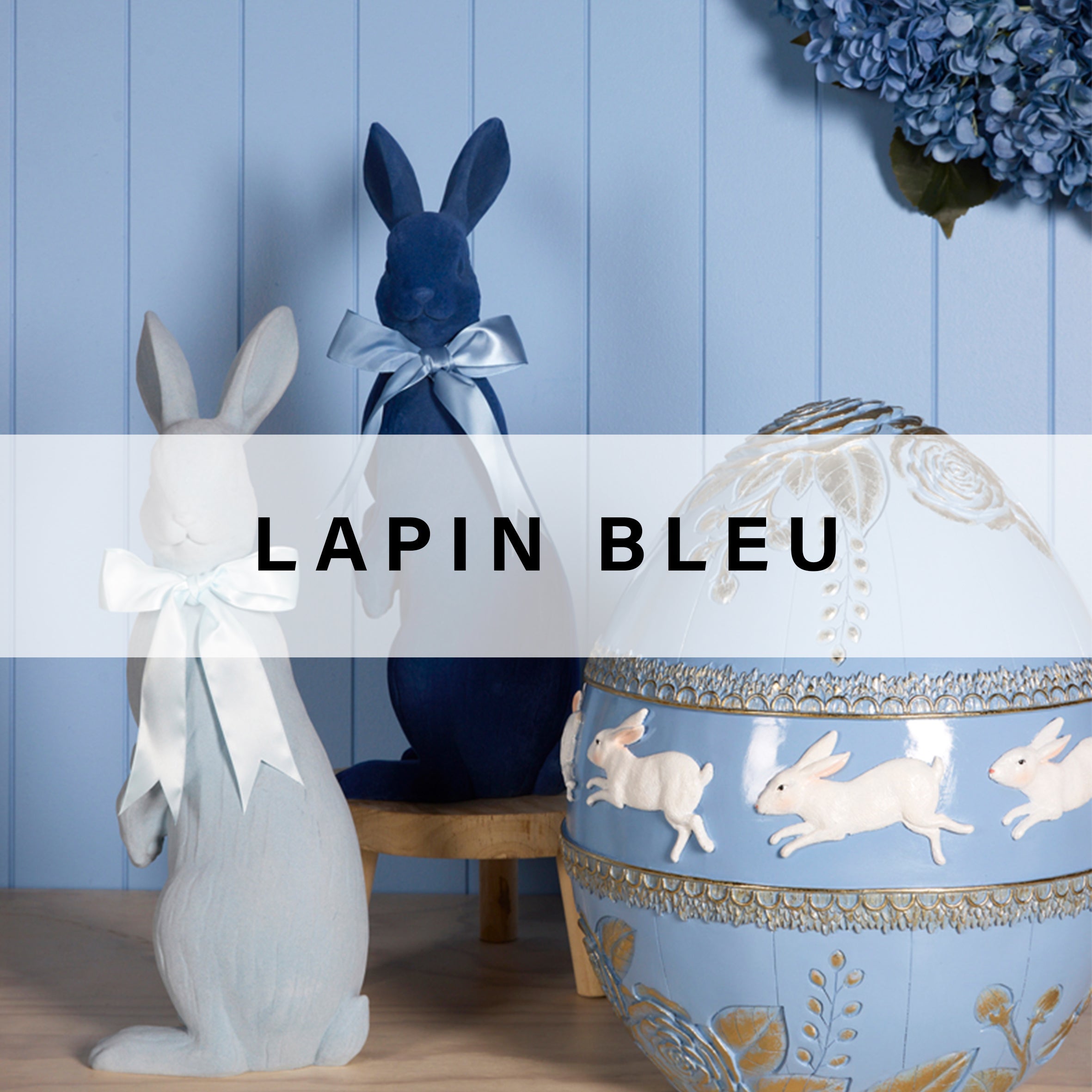 LAPIN BLEU – Holly & Ivy